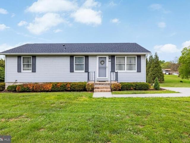 Hahns Ln, Toms Brook, Home For Sale