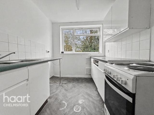 Haig Court, Chelmsford 2 bed flat to rent £1,375 pcm £317 pw