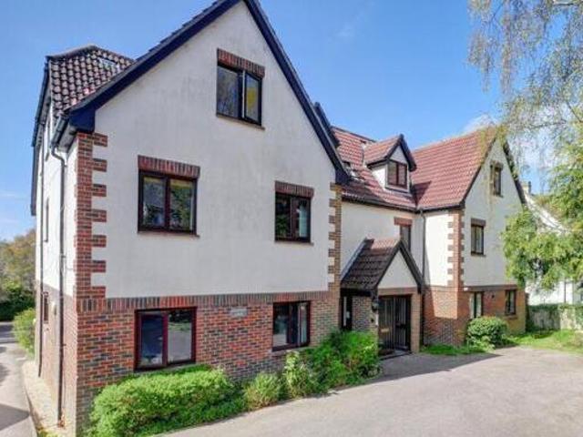 Hailsham Road, Heathfield, 2 Bedroom Flat