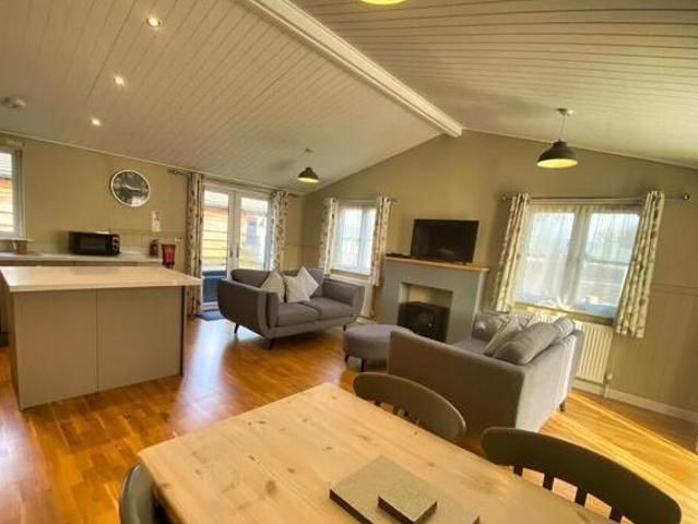 Hailsham Road, Stone Cross, 2 Bedroom Detached