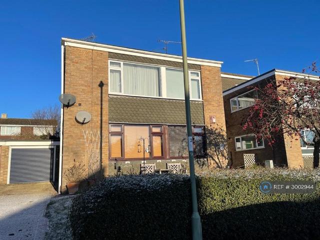 Hailstone Road, Basingstoke, RG21 2 bed maisonette to rent £1,295 pcm £299 pw