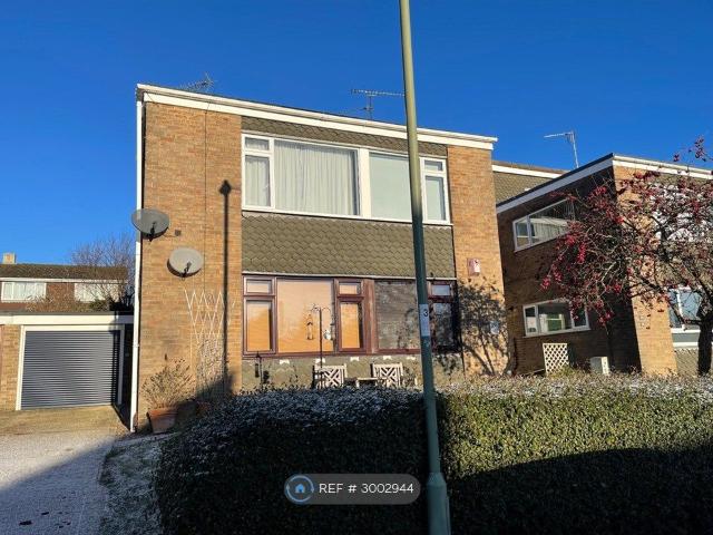 Hailstone Road, Basingstoke RG21, 2 bed maisonette to rent, £1,295 pcm | PrimeLocation