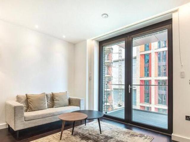 Haines House, Charles Clowes Walk, 1 Bedroom Apartment