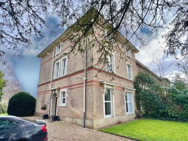Haines Hill, Trull Road, 1 Bedroom Flat