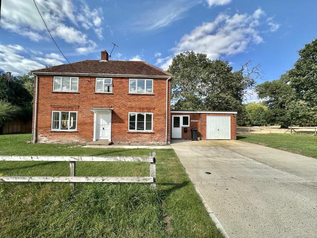 Haines Hill, Reading RG10 2 bed detached house to rent £2,250 pcm £519 pw