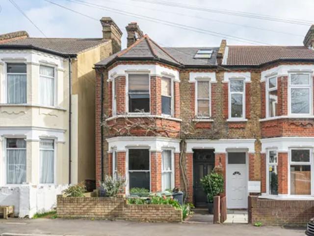 Hainthorpe Road, London, SE27 0PH, United Kingdom | 4 bed house for rent #167617265 | Rentberry
