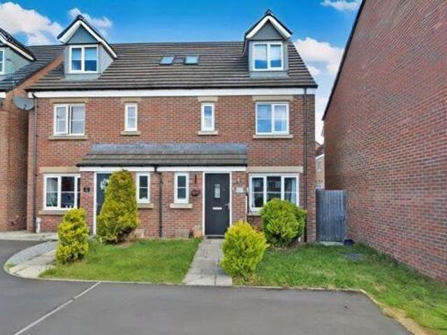 Halton Grove, Blyth, 4 Bedroom Semi detached
