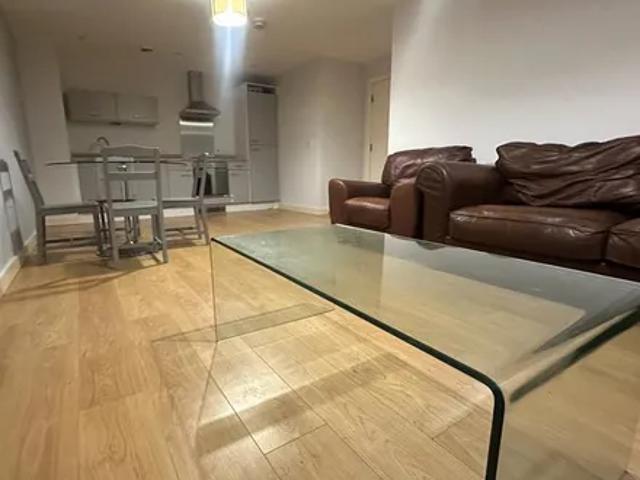 Halyard Court, 31 Broadway, Salford, M50 2UW, United Kingdom | 2 bed apartment for rent #137168886 | Rentberry