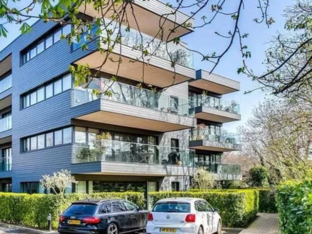 Halcyon Close, London, SW13 0BE, United Kingdom | 2 bed apartment for rent #167453985 | Rentberry