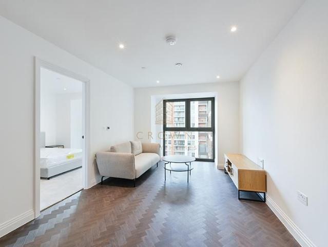 Halcyon House, Royal Eden Dock E16, 1 bed flat to rent, £2,450 pcm | PrimeLocation