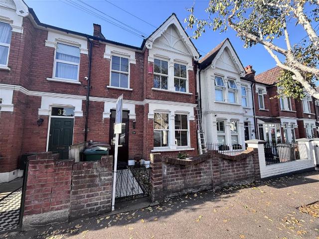 Haldan Road, London E4, 3 bed property to rent, £2,250 pcm | PrimeLocation