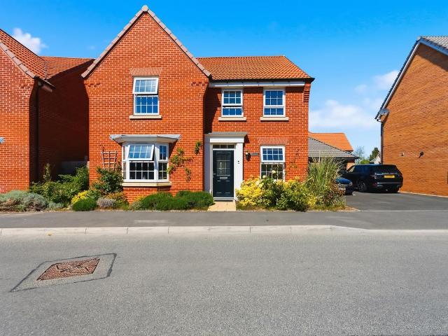 Haldane Drive, Cringleford NR4, 4 bed detached house to rent, £2,100 pcm | PrimeLocation