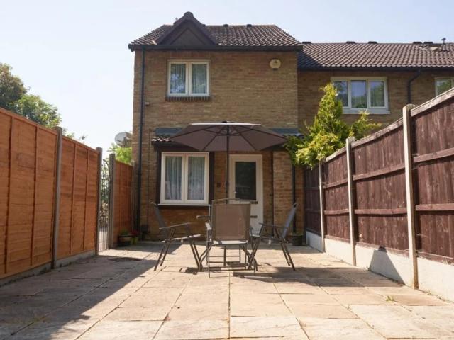 Haldane Road, London SE28, 1 bed semi detached house to rent, £1,525 pcm | PrimeLocation