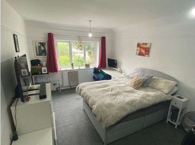 Hale Lane, London NW7, Studio to rent, £960 pcm | PrimeLocation