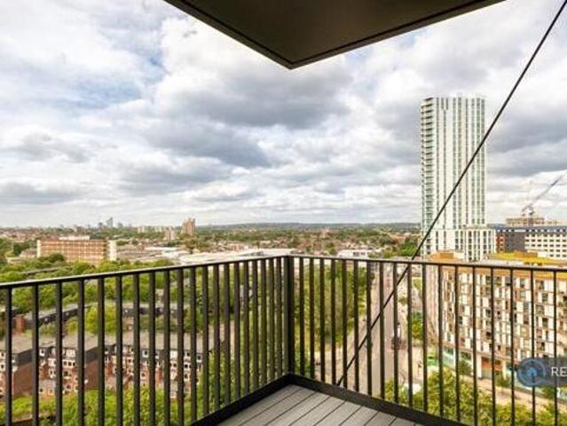 Hale Wharf, London, 2 Bedroom Flat