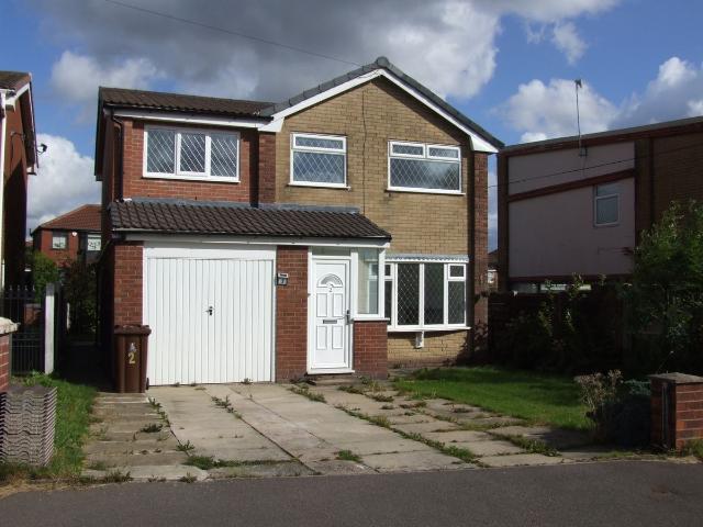 Hales Close, Droylesden M43, 4 bed detached house to rent, £1,500 pcm | PrimeLocation