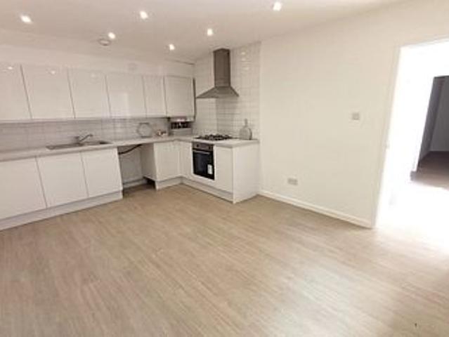 Hales Drive, Canterbury, CT2 7AB, Kent