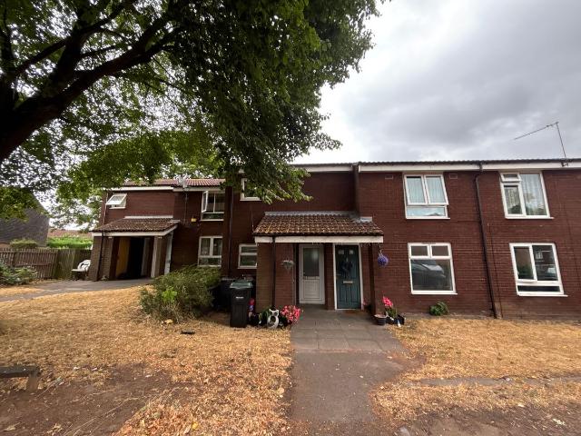 Hales Gardens, Birmingham B23, 2 bed maisonette to rent, £1,050 pcm | PrimeLocation