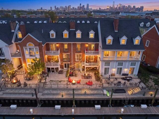 Half Moon Isle Unit,jersey City, Home For Sale