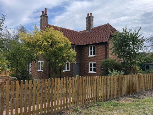 Half Moon Lane, Tudeley 3 bed house to rent £1,850 pcm £427 pw