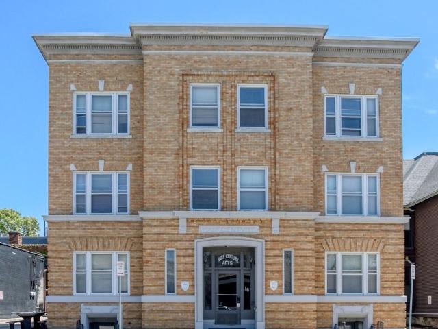 Half Century Apartments 2 Bedroom Apartment for Rent at 16 Jefferson Ave Se, Grand Rapids, MI 49503 Heartside Downtown Grand Rapids
