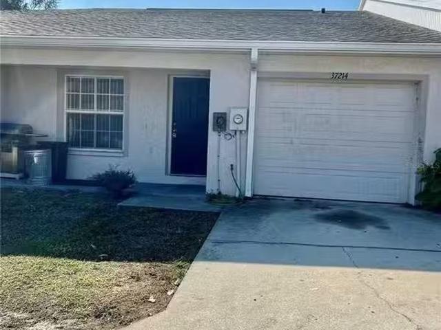 Half Duplex DADE CITY, FL 37214 Grassy Hill Ln