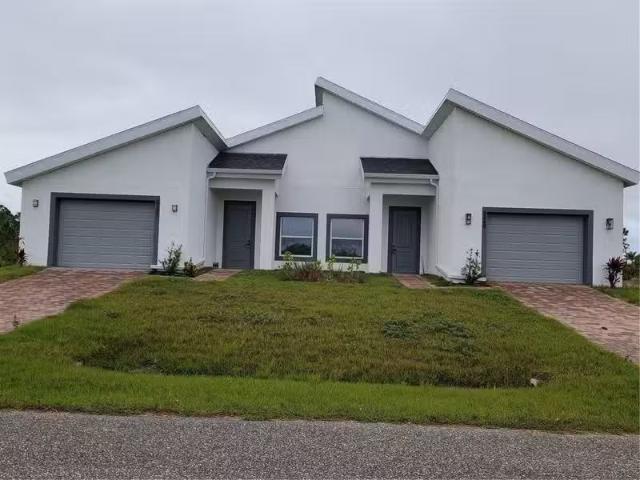 Half Duplex PORT CHARLOTTE, FL 8351 Agate St