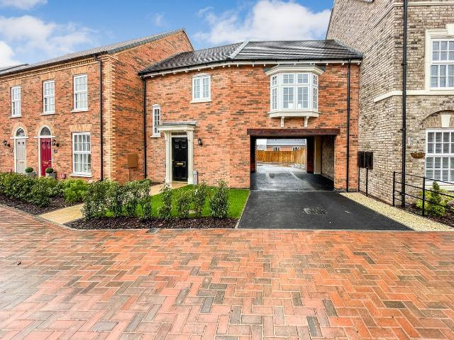 Halford Avenue, Nottingham NG3, 2 bed terraced house to rent, £925 pcm | PrimeLocation