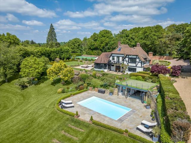 Halfpenny Lane, Guildford, Surrey GU4, 6 bed detached house to rent, £17,500 pcm | PrimeLocation