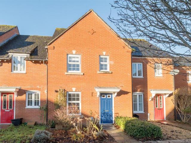 Halfpenny Road, Salisbury SP2 3 bed terraced house to rent £1,325 pcm £306 pw