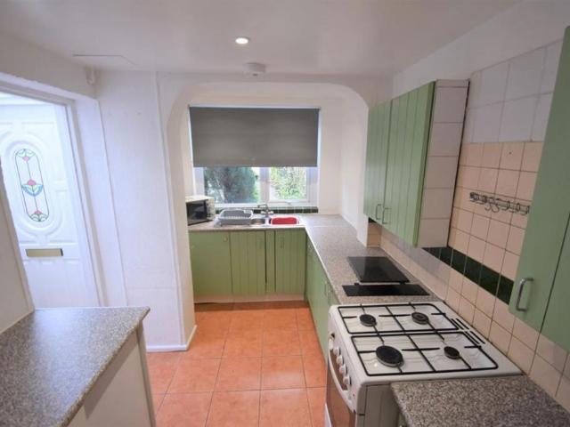 Halfway Street, Sidcup DA15 3 bed maisonette to rent £1,950 pcm £450 pw