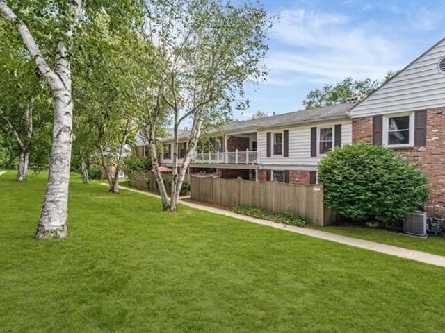 Halifax Ct Apt G, Springfield, Condo For Sale