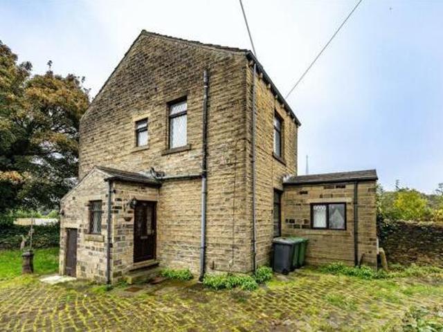 Halifax Road, Birchencliffe, 3 Bedroom Detached