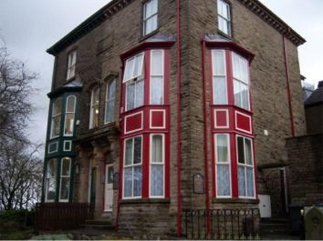 Hall Bank, Buxton SK17, 1 bed flat to rent, £599 pcm | PrimeLocation