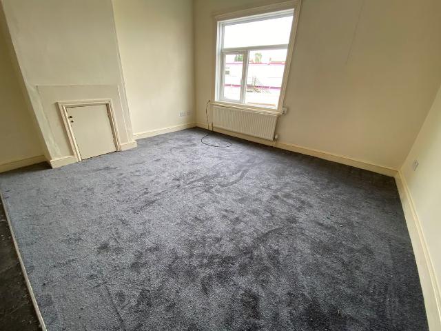 Hall Croft, Shepshed LE12, 1 bed flat to rent, £625 pcm | PrimeLocation