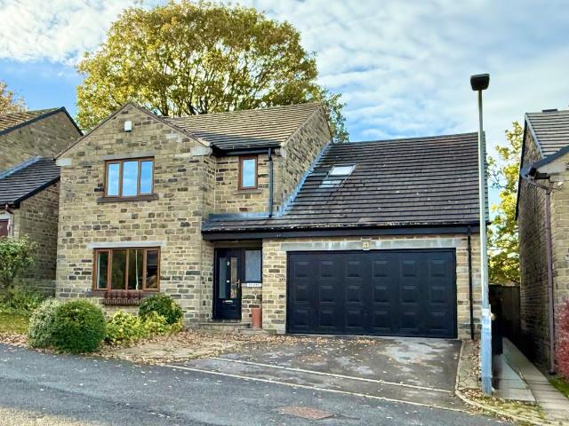 Hall Farm Grove, Hoylandswaine, Sheffield, South Yorkshire S36, 4 bed detached house to rent, £2,000 pcm | PrimeLocation