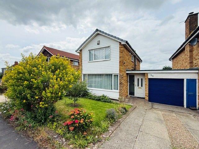 Hall Park Avenue, Horsforth, Leeds LS18, 4 bed property to rent, £1,700 pcm | PrimeLocation