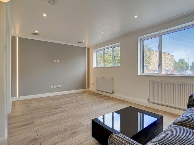 Hall Place, Paddington W2, 3 bed flat to rent, £4,400 pcm | PrimeLocation