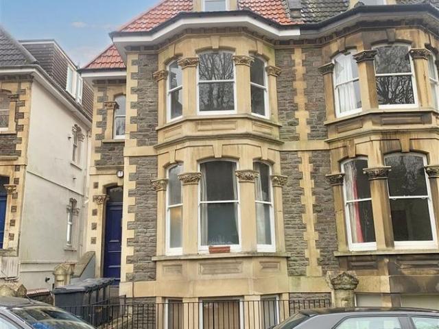 Hall Randall Road, Bristol BS8, 1 bed flat to rent, £1,350 pcm | PrimeLocation