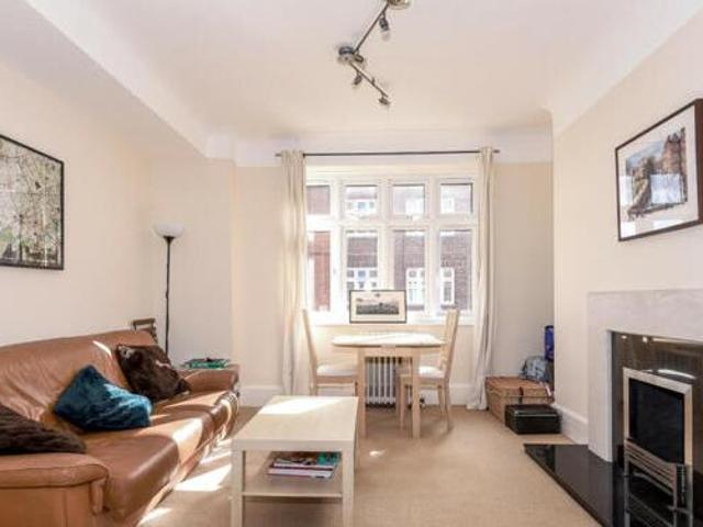Hall Road, Grove Hall Court, St John´s Wood, 2 Bedroom Apartment