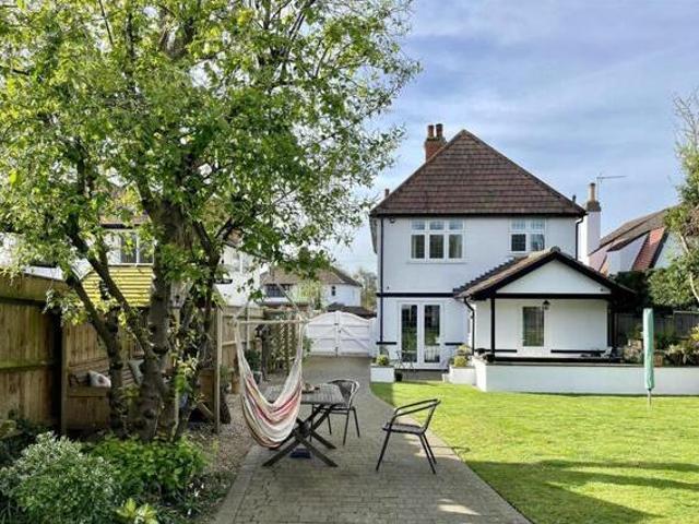 Hall Road, Lowestoft, 4 Bedroom Detached