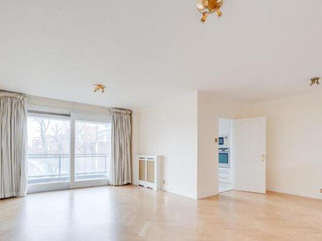 Hall Road, St Johns Wood, 1 Bedroom Apartment