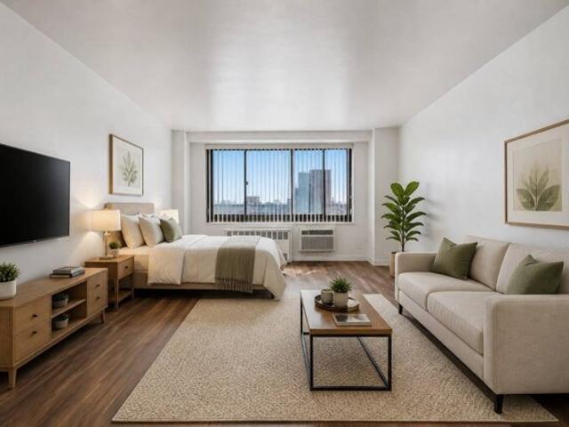 Hall St, Brooklyn, Property For Sale