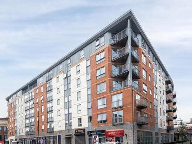Hall Street, Birmingham, 2 Bedroom Apartment
