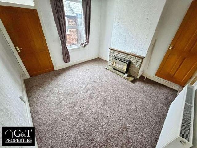 Hall Street, Cradley Heath, B64