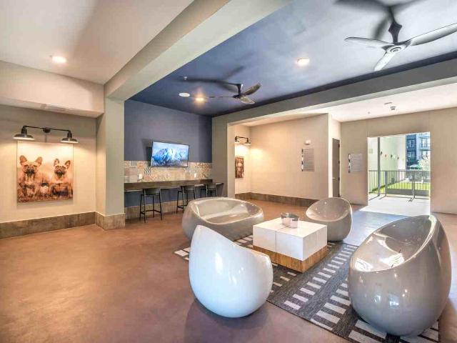 Hall Street Flats 1 Bedroom Apartment for Rent at 1800 N Hall St, Dallas, TX 75204
