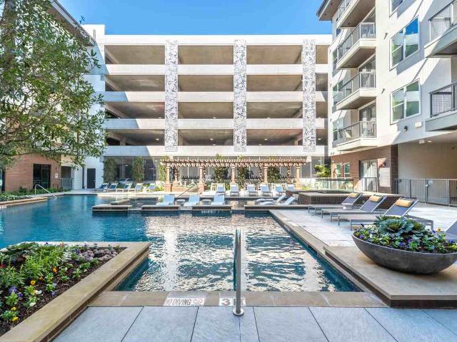 Hall Street Flats 2 Bedroom Apartment for Rent at 1800 N Hall St, Dallas, TX 75204