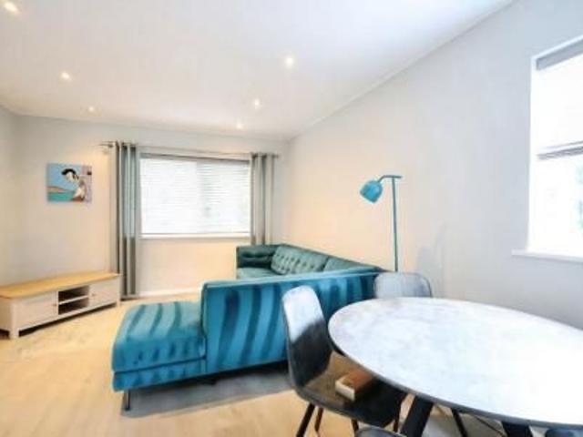 Hallam Court, S17 4QD