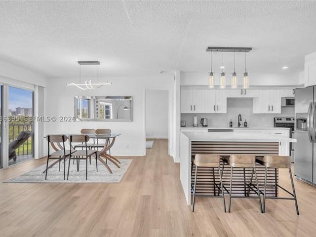 Hallandale Beach, FL 33009
