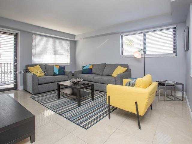 Hallandale Beach, FL 33009